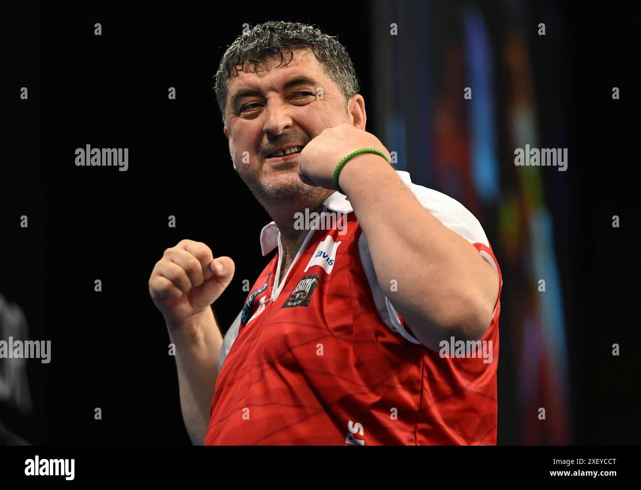 30 June 2024, Hesse, Frankfurt/Main: Darts, World Team Championship ...