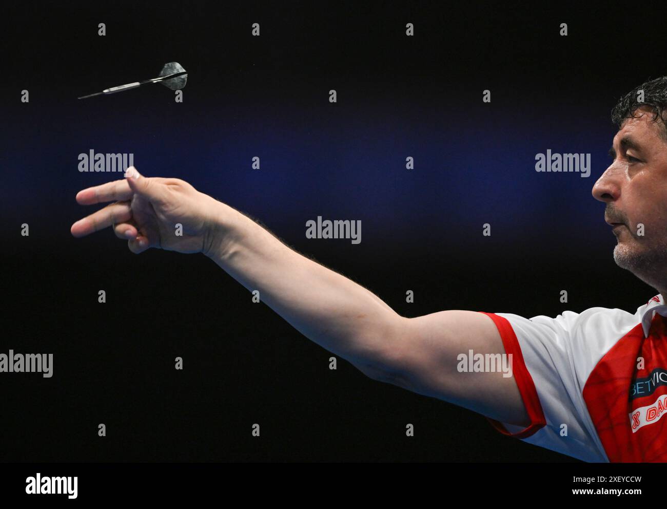 30 June 2024, Hesse, Frankfurt/Main: Darts, World Team Championship ...