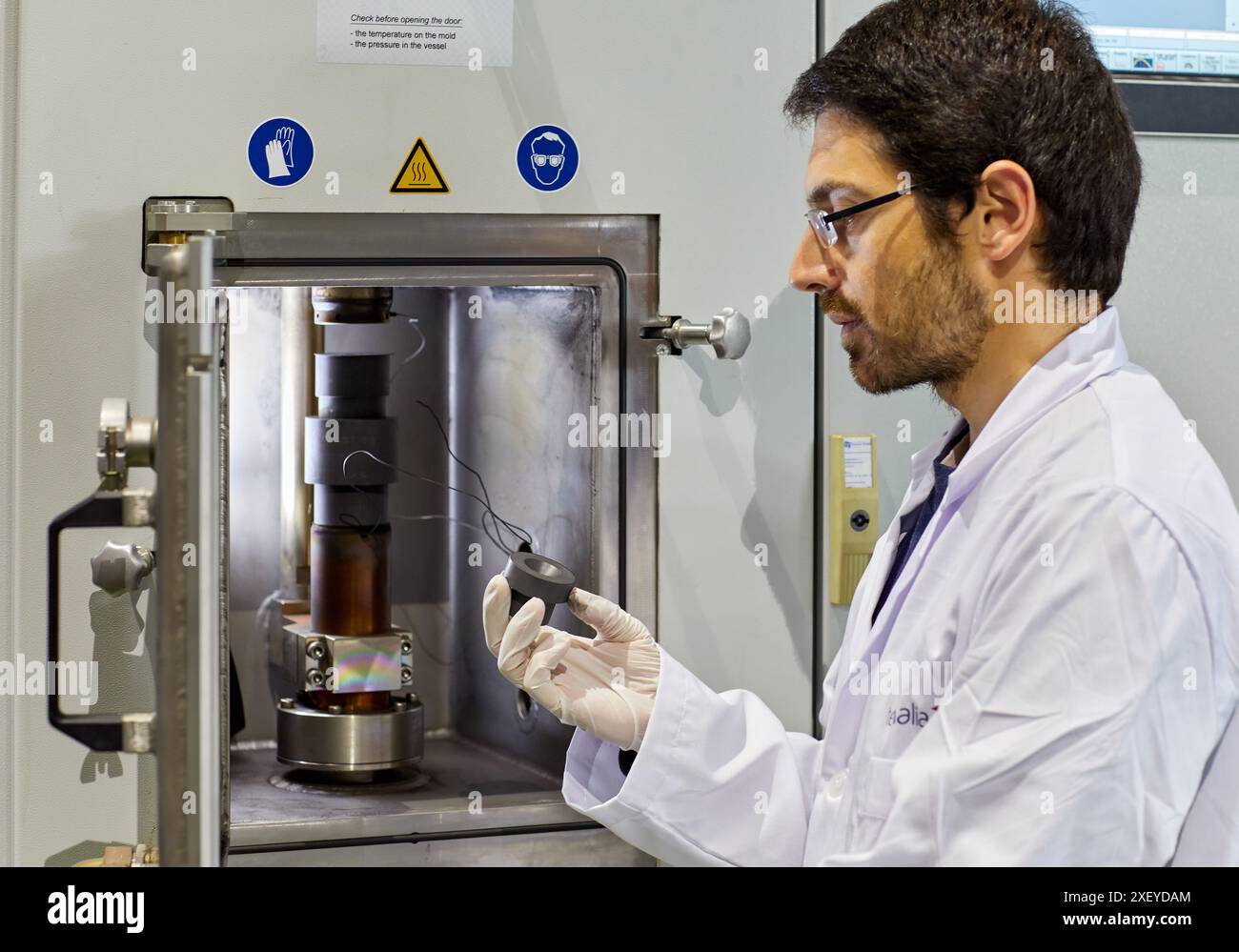 ERS and SPS, Obtaining and characterising alloys based on γ-TiAl by ...