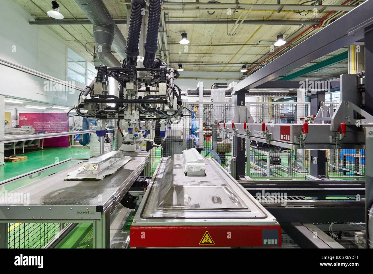 LowFlip cell, cell of automatic manufacturing of components in ...