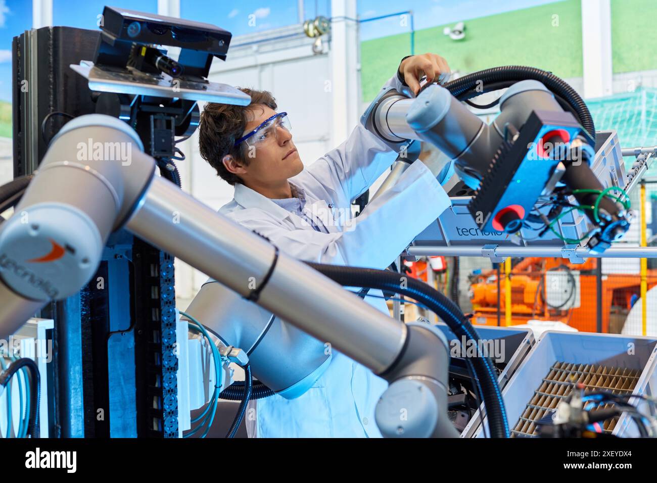 Use Of Flexible Robotics In Industrial Manufacturing Processes Mobile Robot Advanced