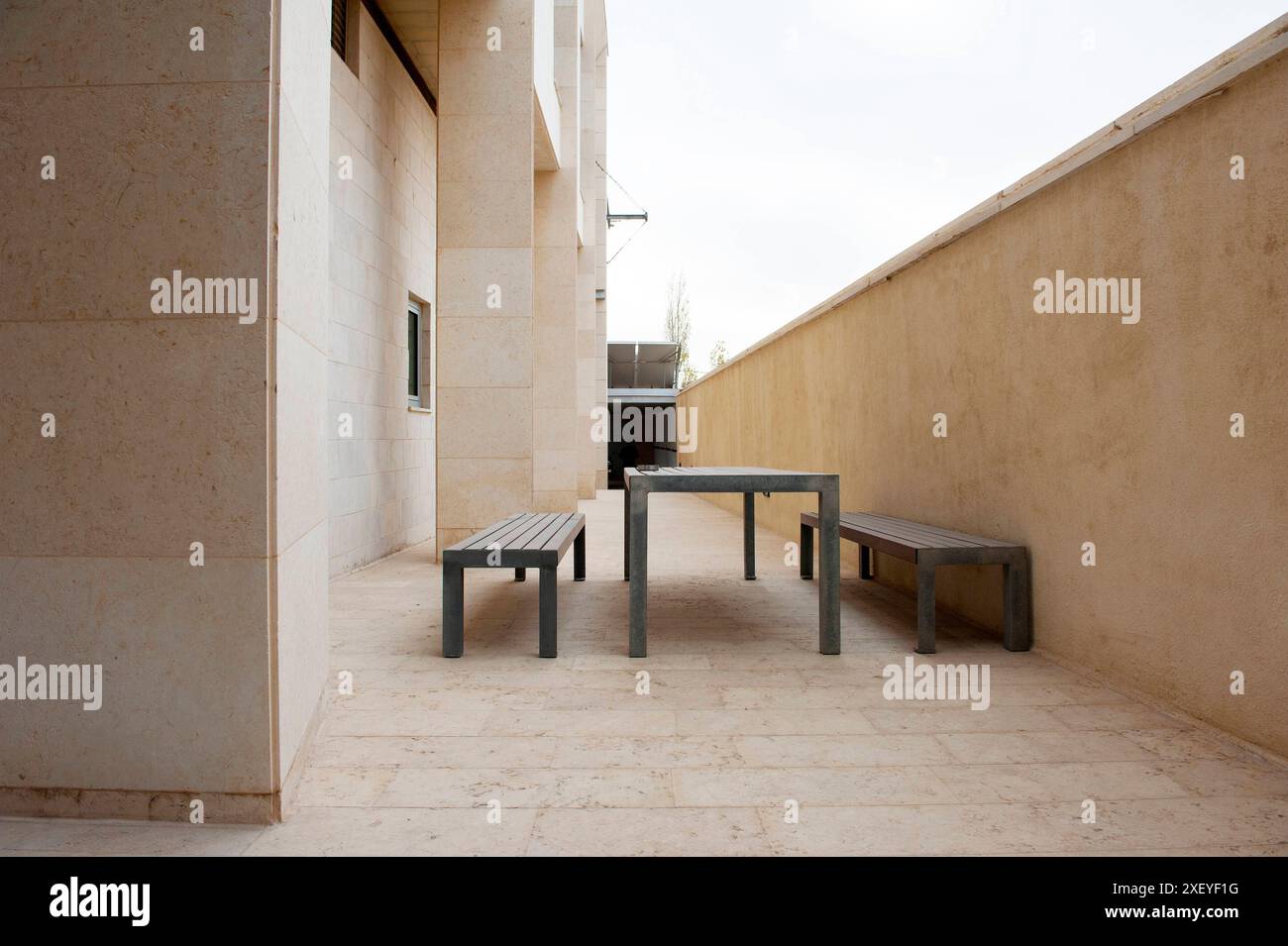 Middle east diplomatic mission hi-res stock photography and images - Alamy