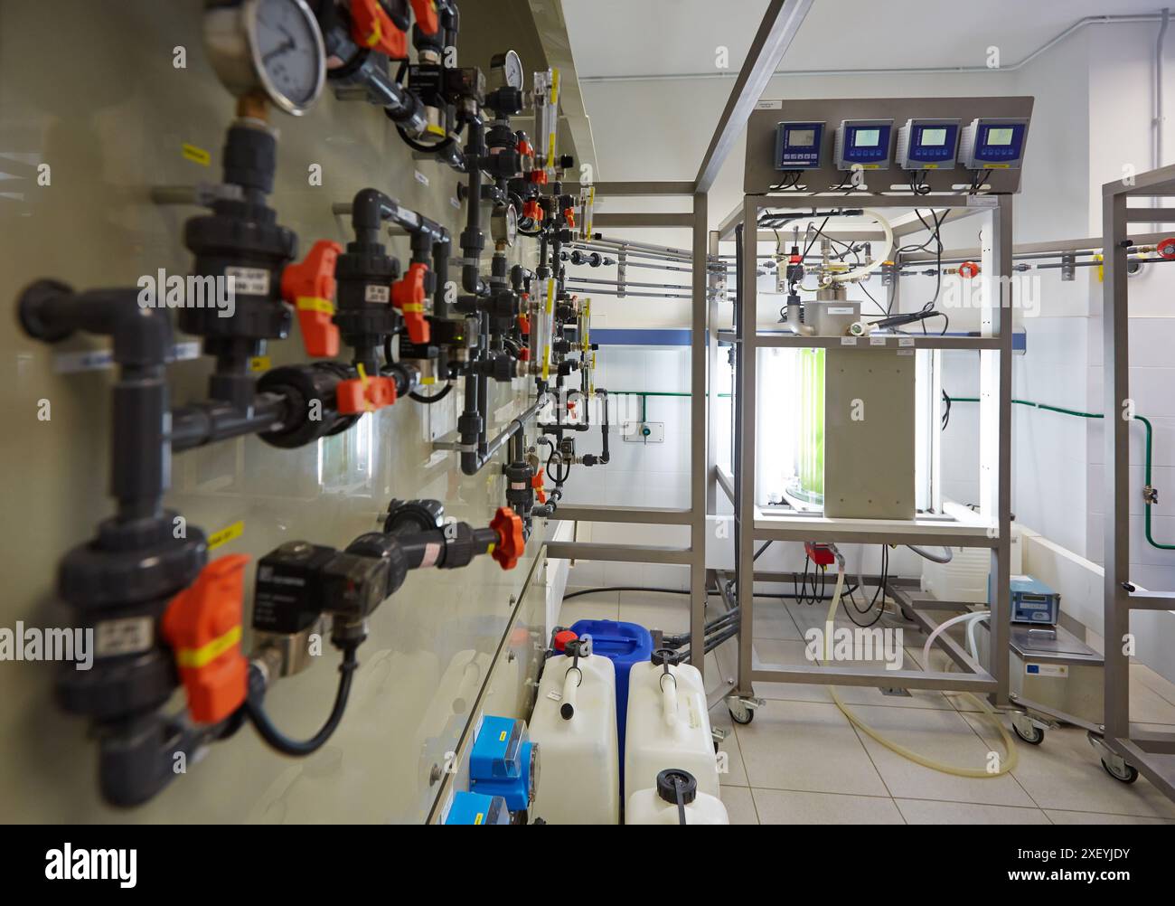 Plant cultivation of microalgae hi-res stock photography and images - Alamy