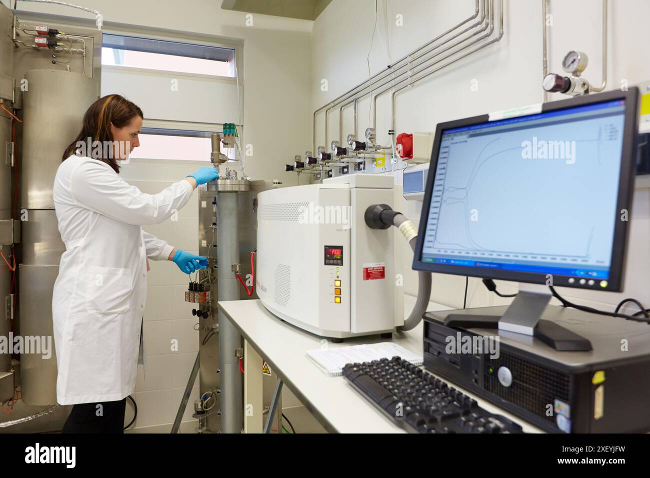 PSA. Pressure Swing Adsorption. Residue Analysis Laboratory. Energy and ...