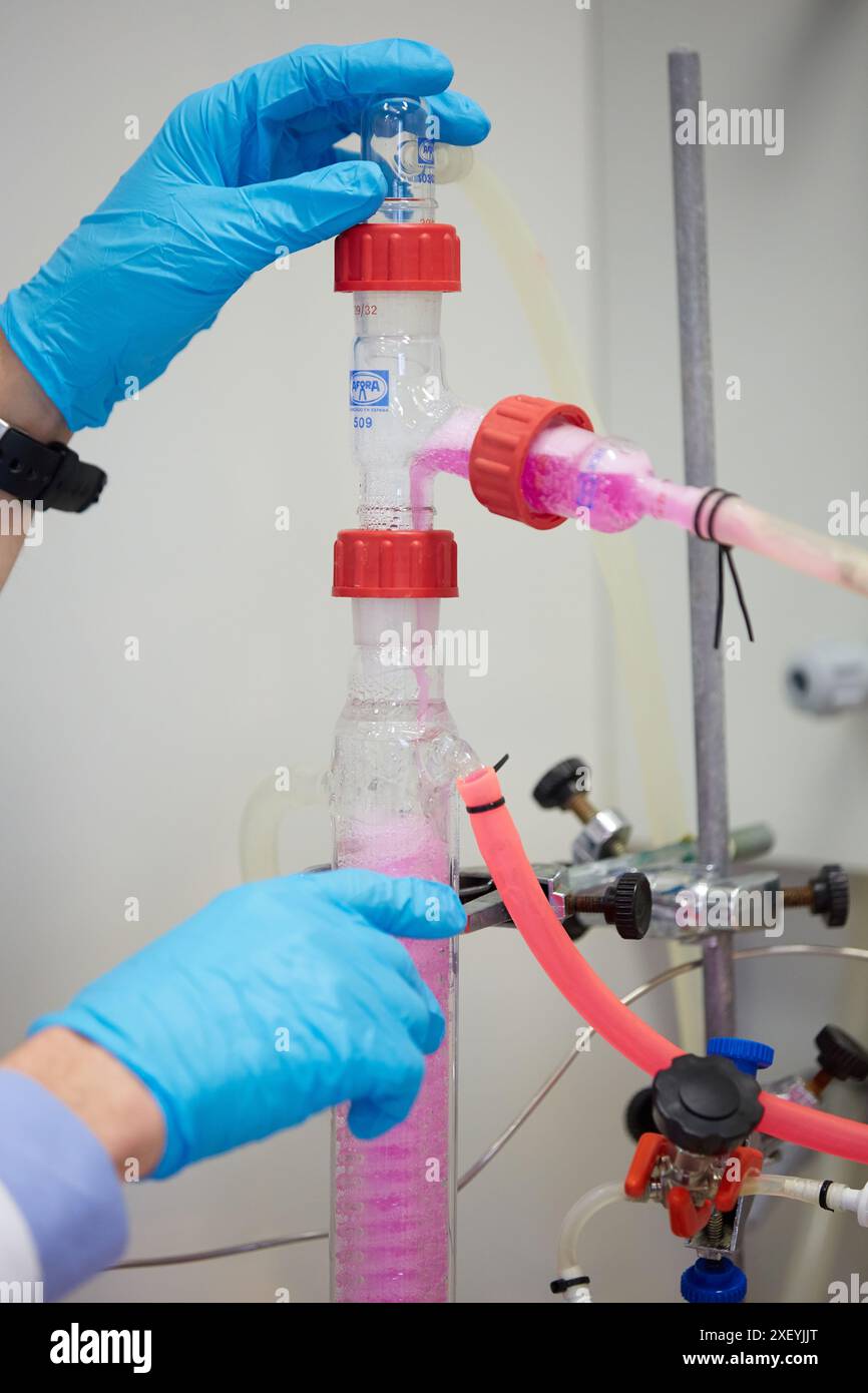 Electrochemical assembly. ATEX Laboratory. Energy and Environment ...