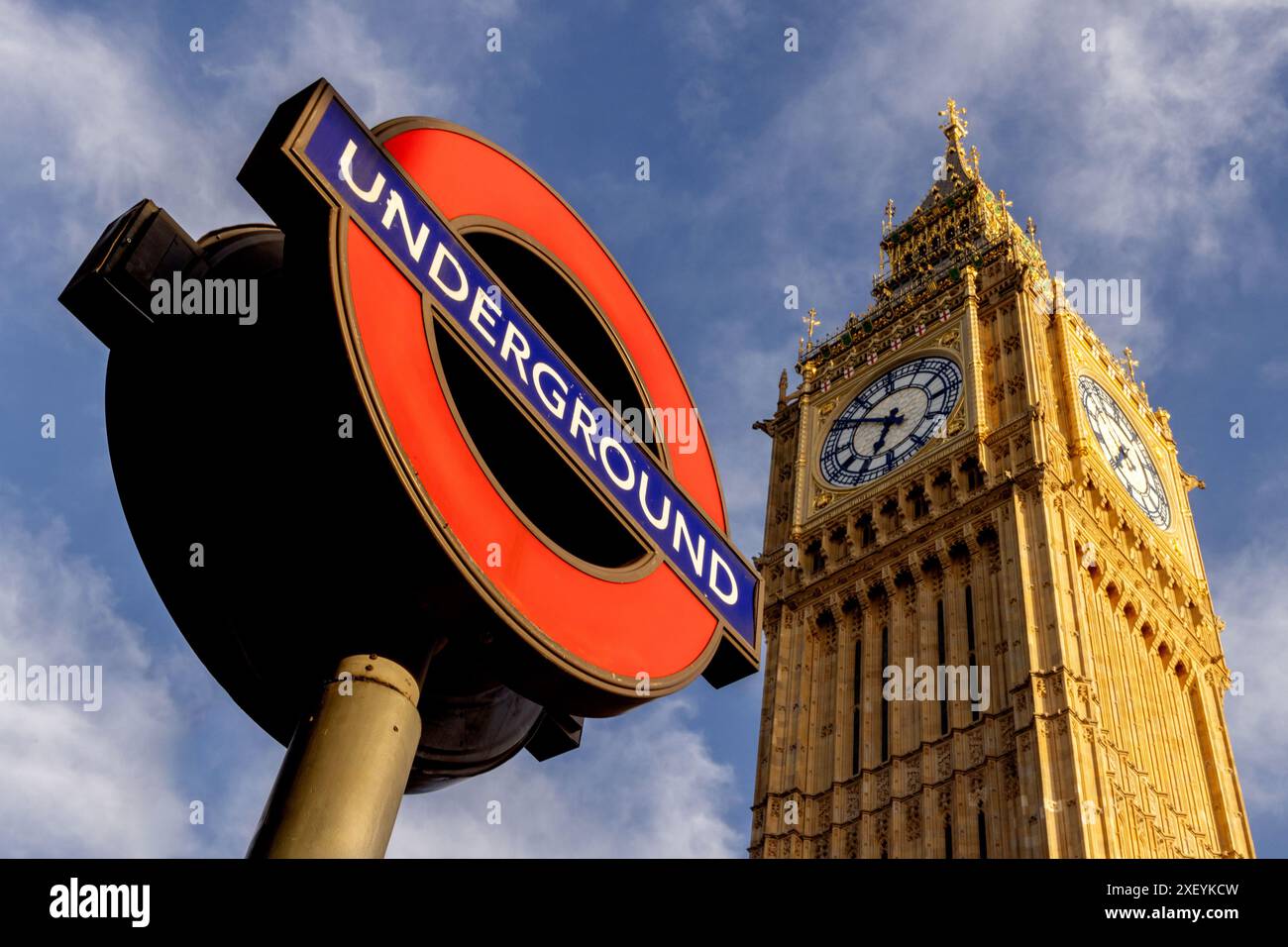 London Tourism, Big Ben and London Underground sign for Westminster ...