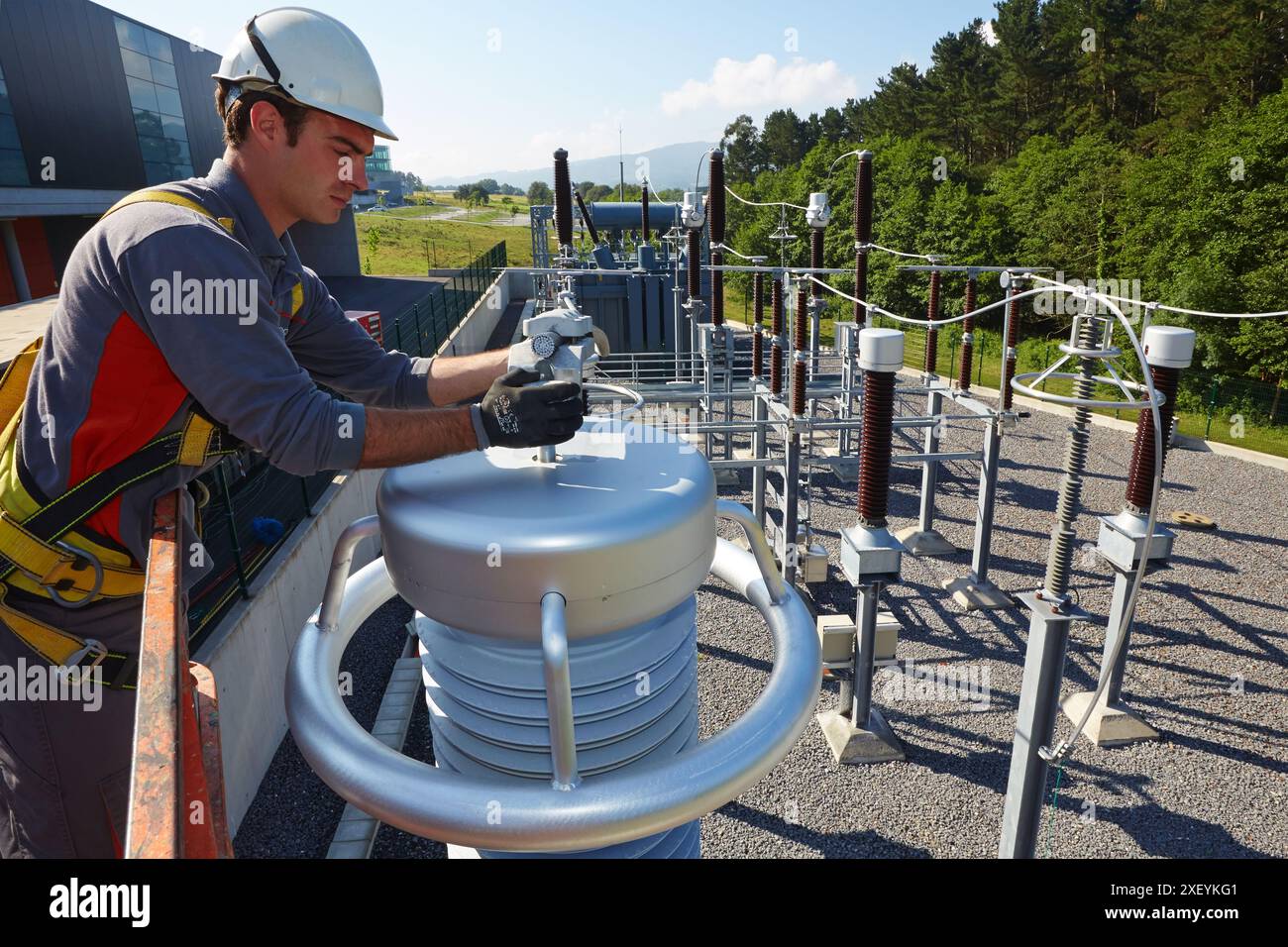 Underground electrical substation hi-res stock photography and images ...