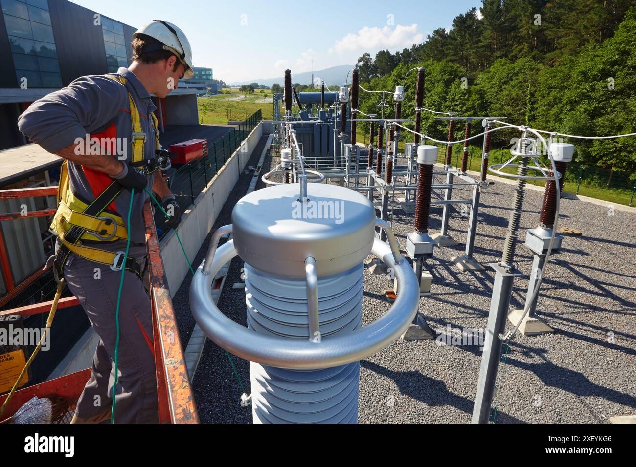 Underground electrical substation hi-res stock photography and images ...