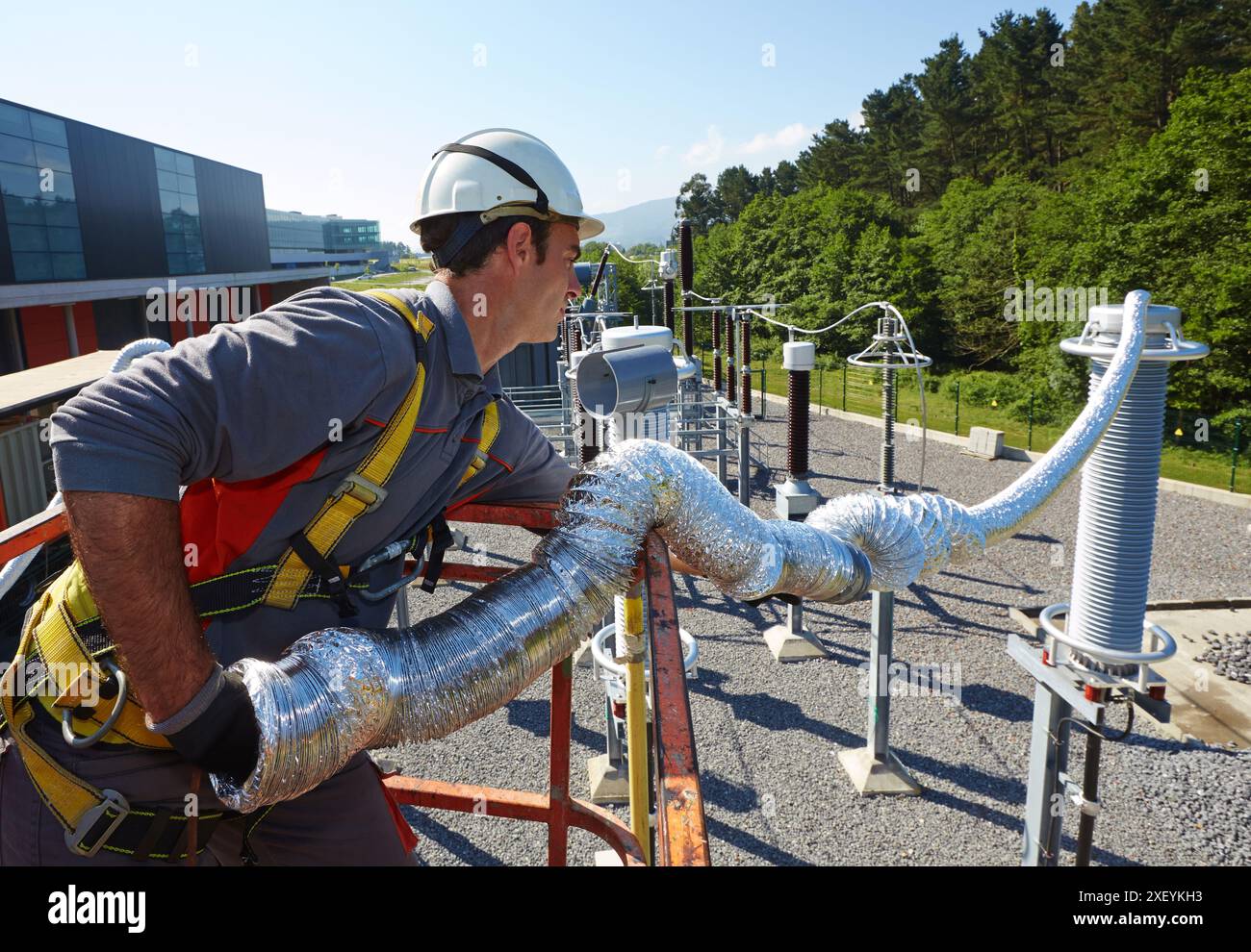 On-site commissioning, diagnostics and maintenance tests on underground ...