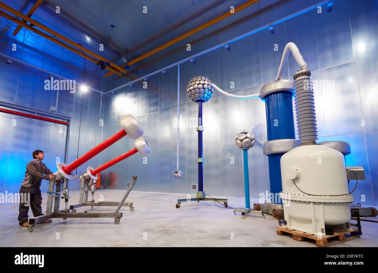 Faraday cage. HIGH VOLTAGE LABORATORY. Test bench to conduct dielectric ...