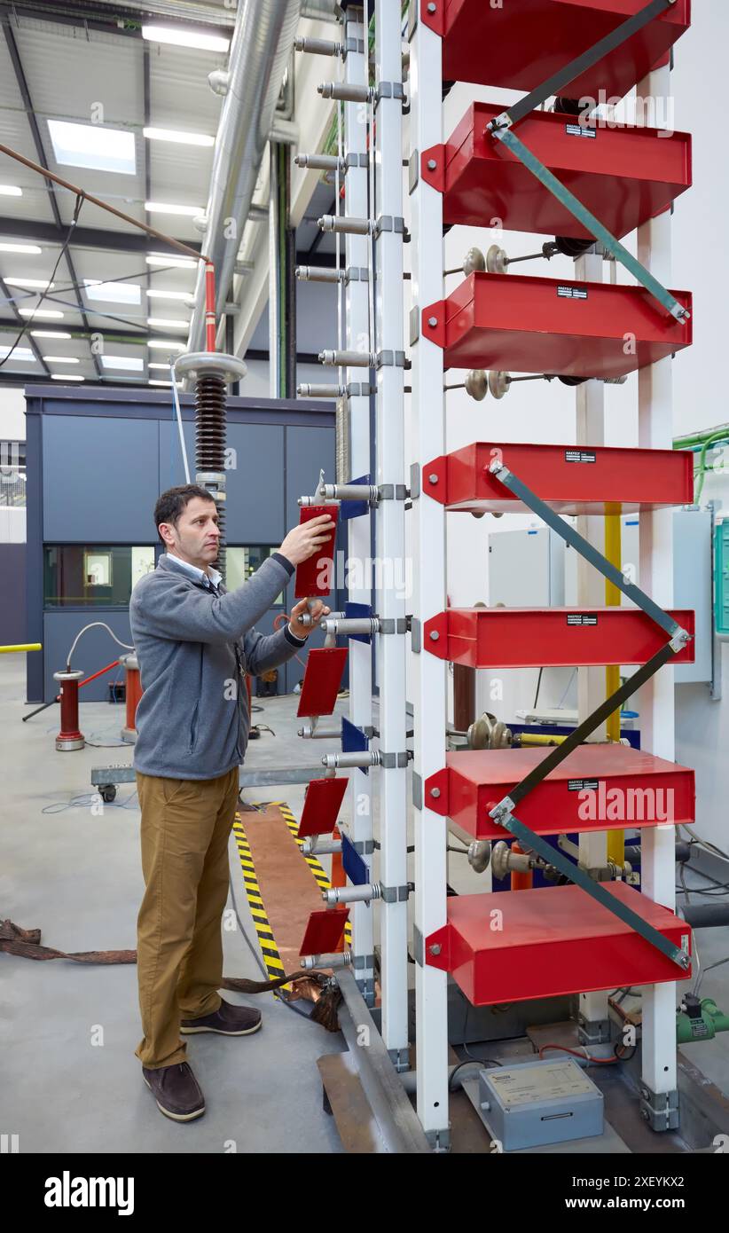 HIGH VOLTAGE LABORATORY. Test bench to conduct dielectric tests for ...