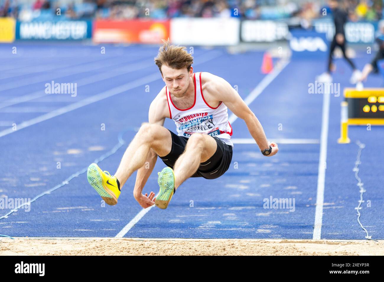 Triple jump men final hi-res stock photography and images - Alamy