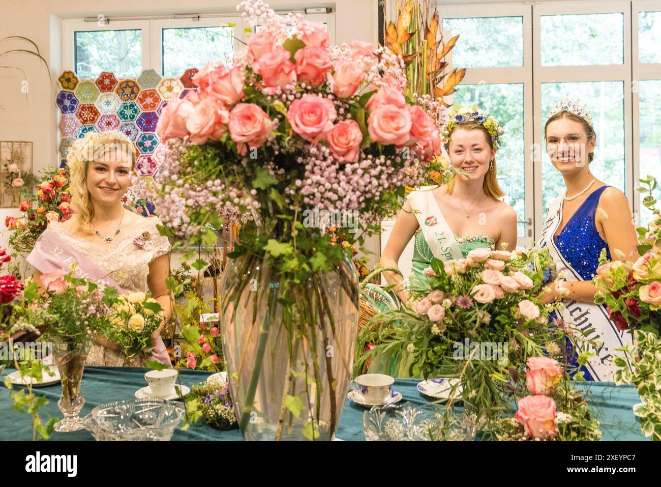 30 June 2024, Brandenburg, Forst (Lausitz): The 32nd Forster Rose Queen ...