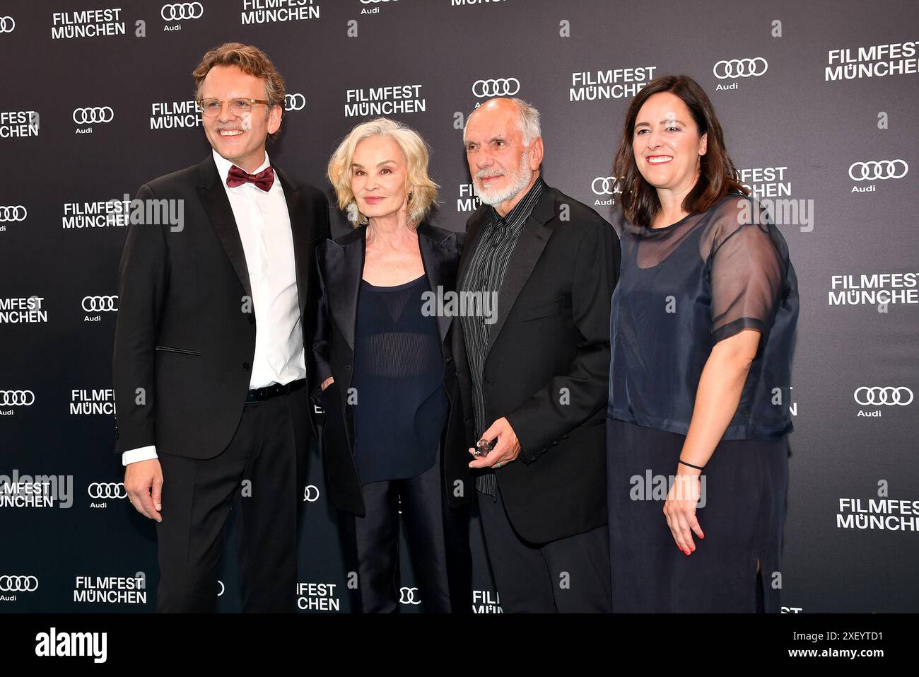 Christoph Groener, Jessica Lange, Michael Cristofer und Julia Weigl bei ...