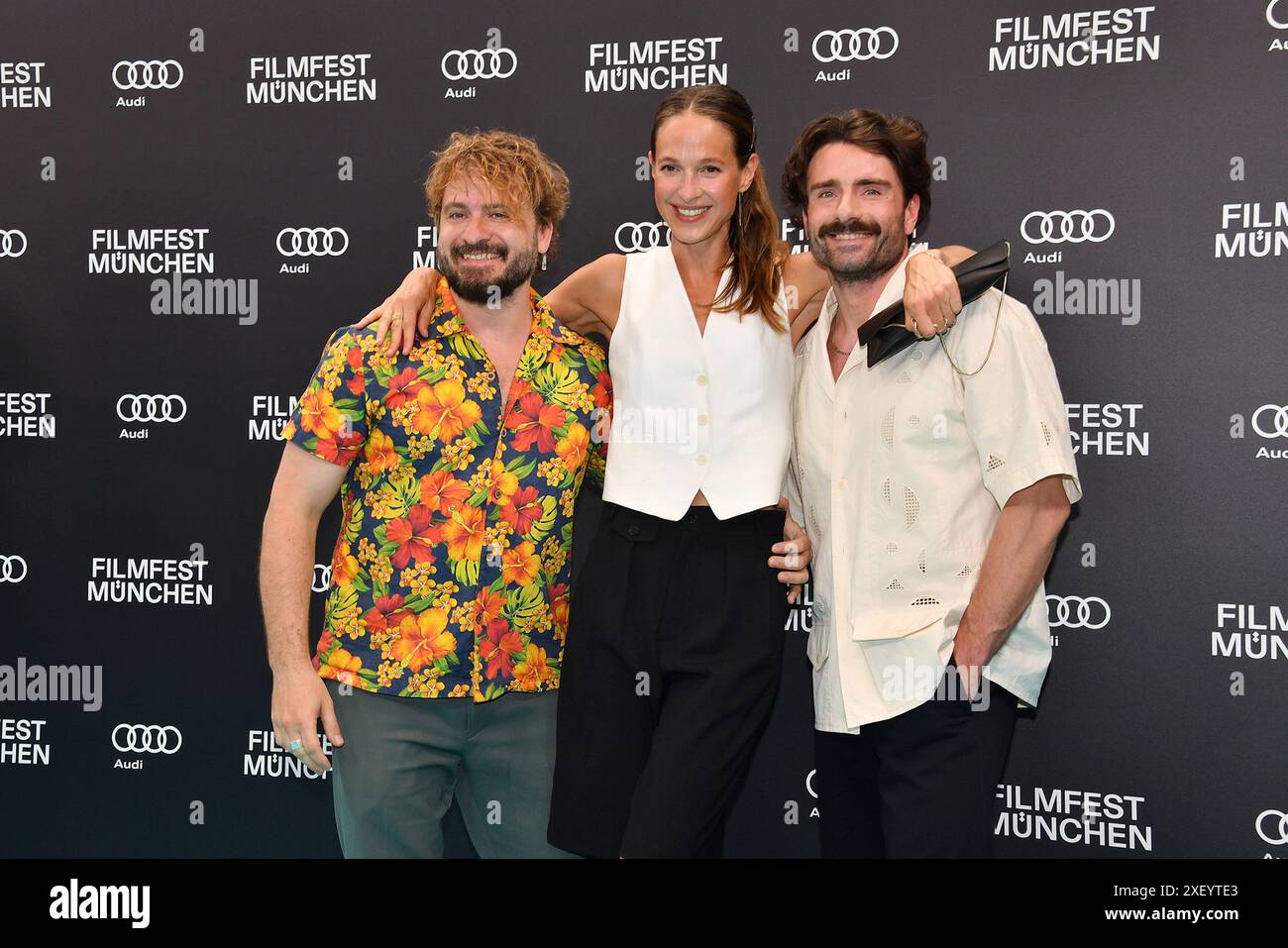 Daniel Christensen, Lisa Bitter und Florian Jahn bei der Eroeffnung vom 41. Filmfest Muenchen ...