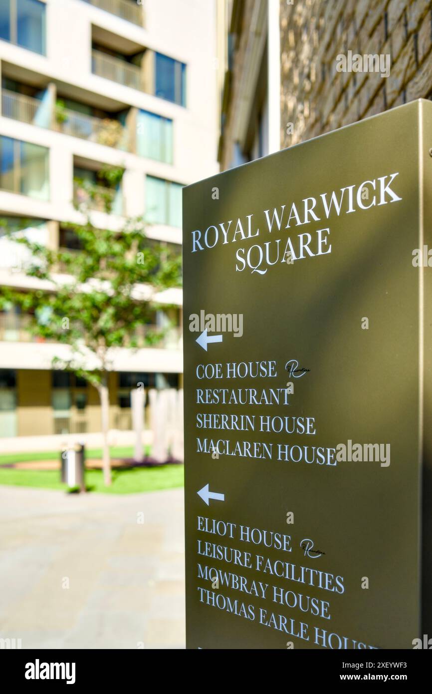 Royal warwick square hi-res stock photography and images - Alamy