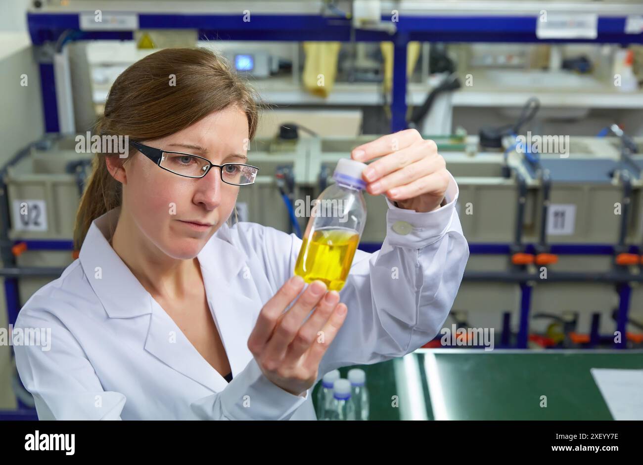 Automated pilot plant for layer deposition. Laboratory surfaces ...