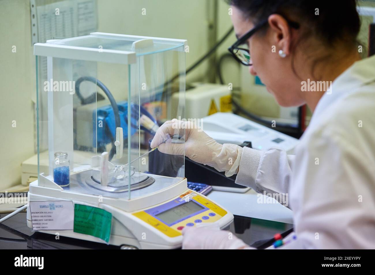 Electronic Scales. Pharmaceutical Development Laboratory. Pre ...
