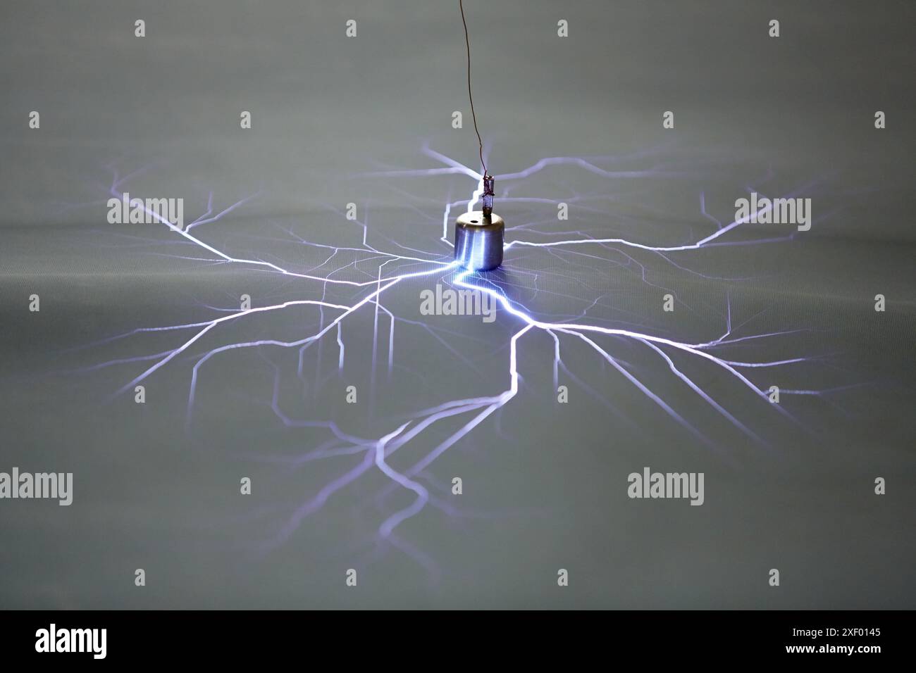 High voltage electric shock. Stiffness test insulating blanket. High ...
