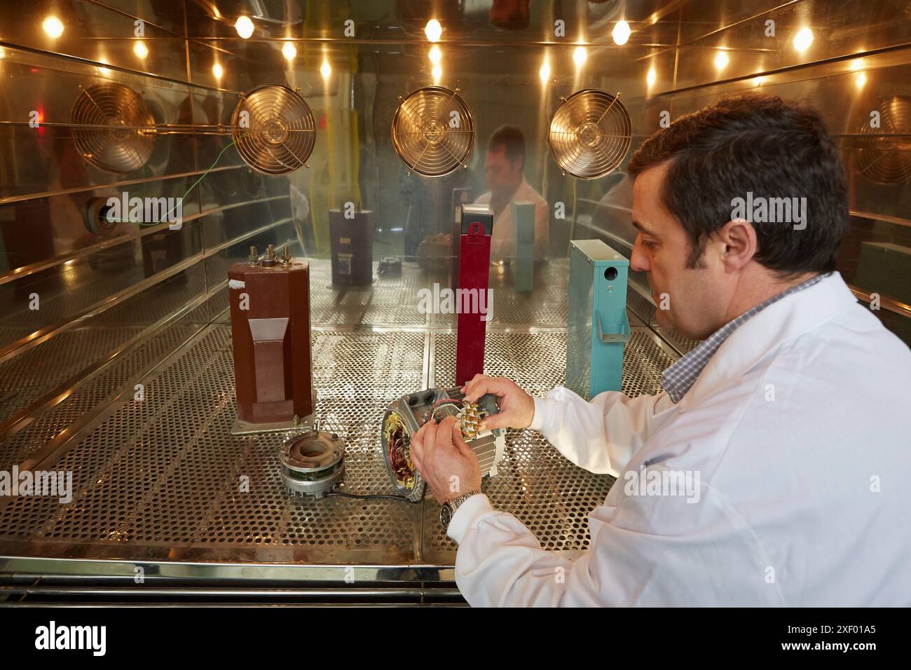 Test climate at high and low temperatures. Climate Chamber. Artificial ...