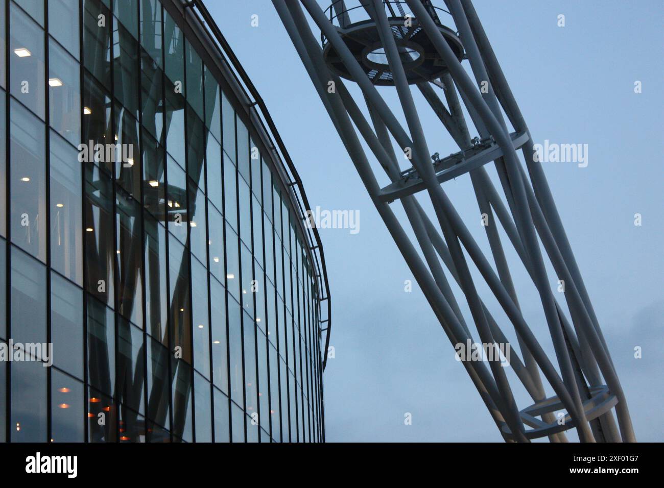 Structural beams hi-res stock photography and images - Alamy