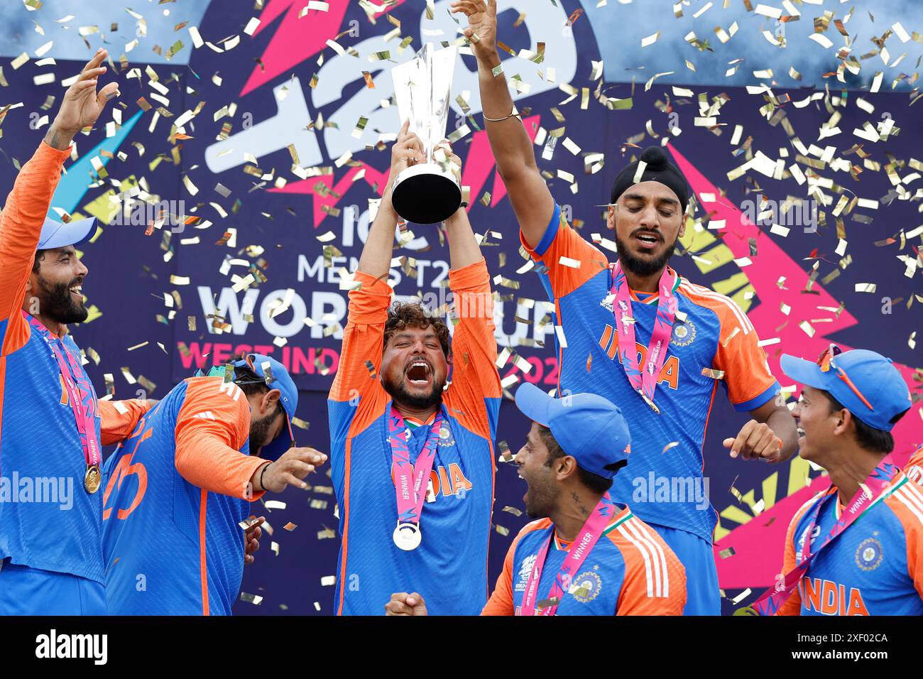 India players hold the trophy after winning the 2024 ICC Men's T20 ...