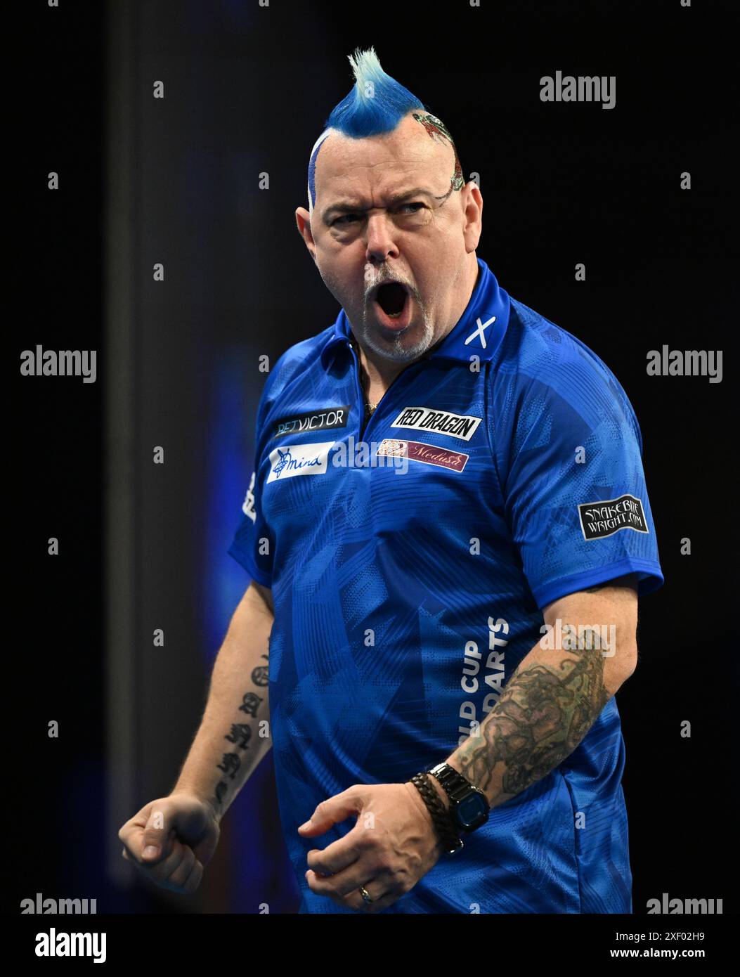 30 June 2024, Hesse, Frankfurt/Main: Darts, World Team Championship ...