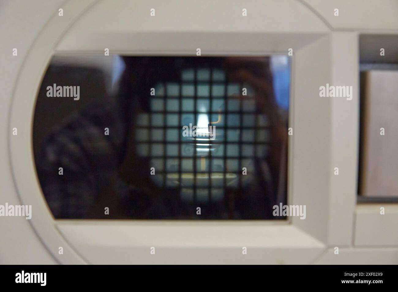 Plasma emission spectrometer. ICP-OES with simultaneous operation ...