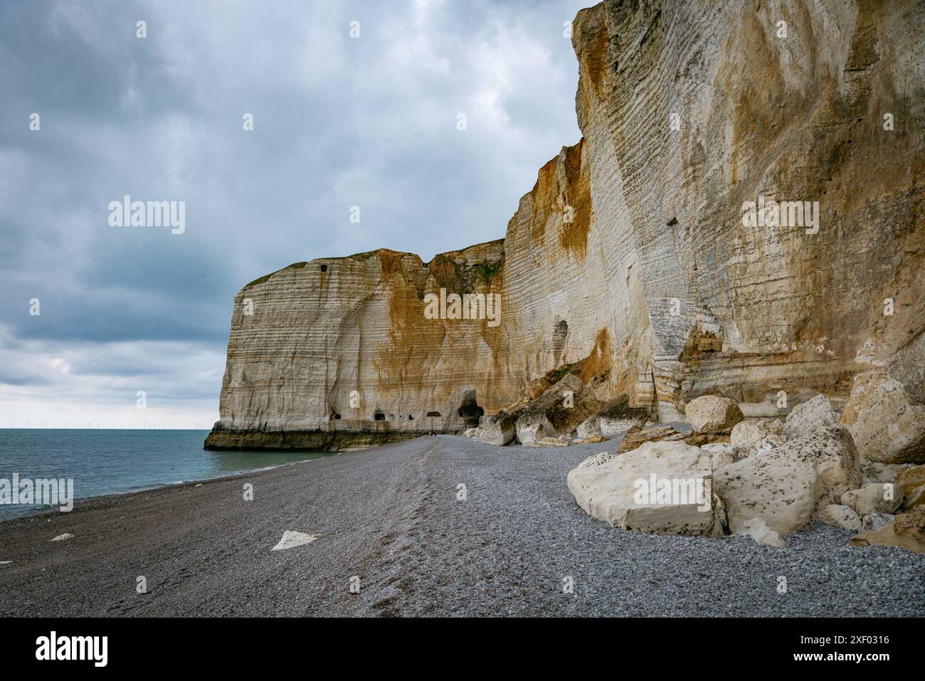 Beautiful etretat cliff arch epic hi-res stock photography and images ...