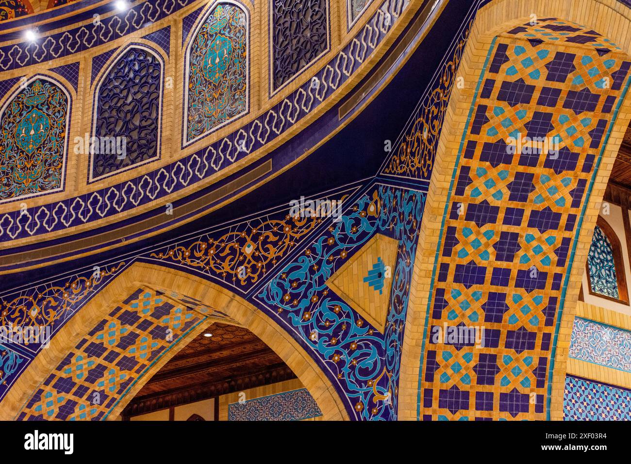 The beautiful interior design of Ibn Battuta shopping mall in Dubai ...