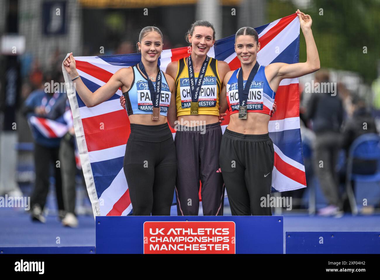 Molly Palmer, Jade O’Dowda and Alice Hopkins on the podium for women’s ...