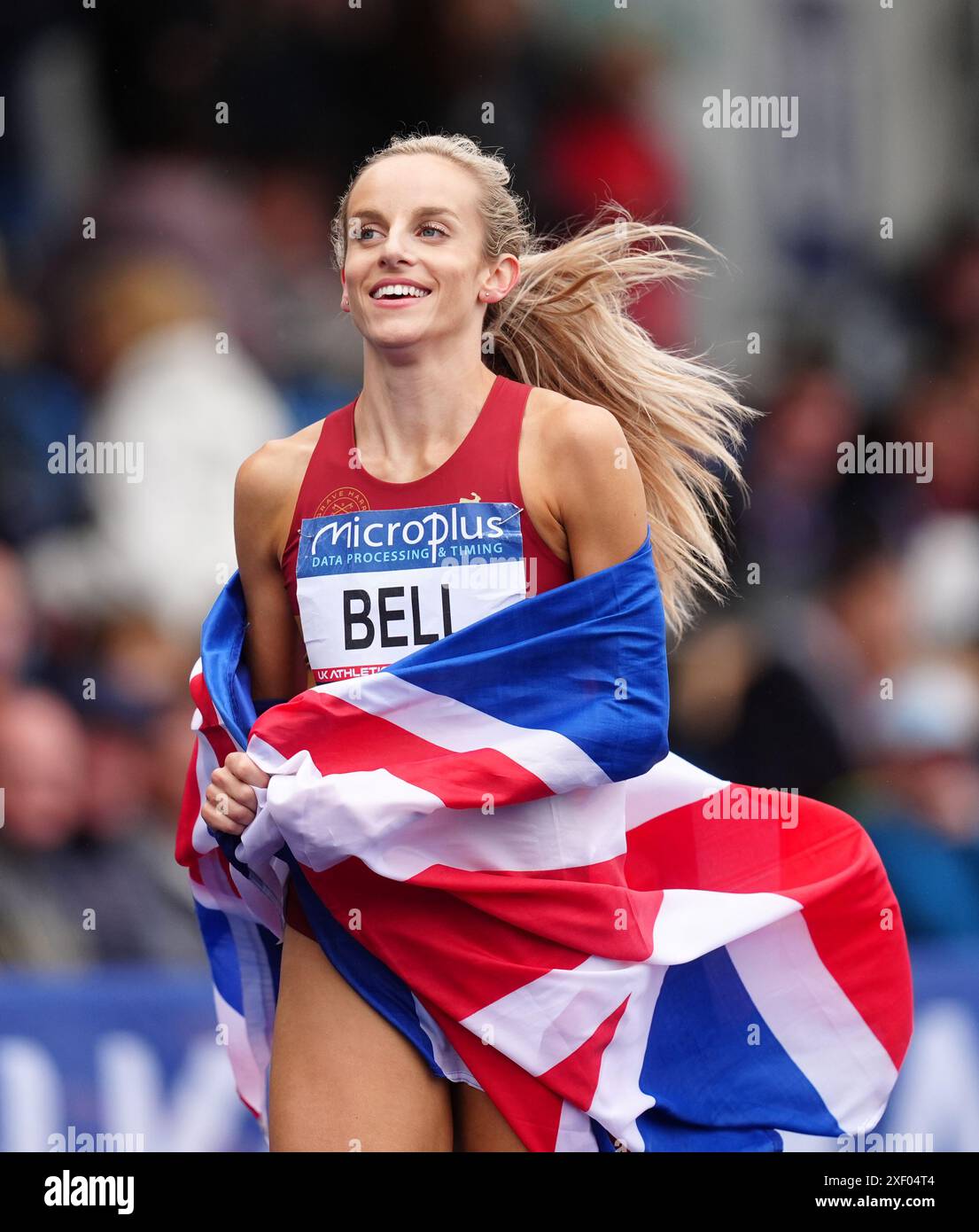 Georgia Bell celebrates winning the Women's 1500m final during day two ...