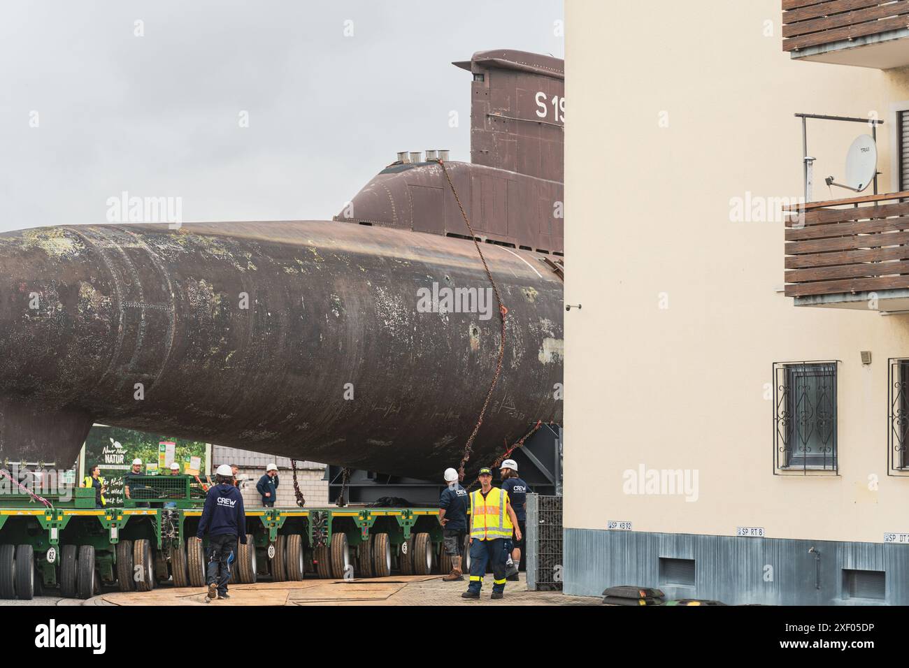Speyer, Germany. 30th June, 2024. A vehicle with 90-metre-long ...