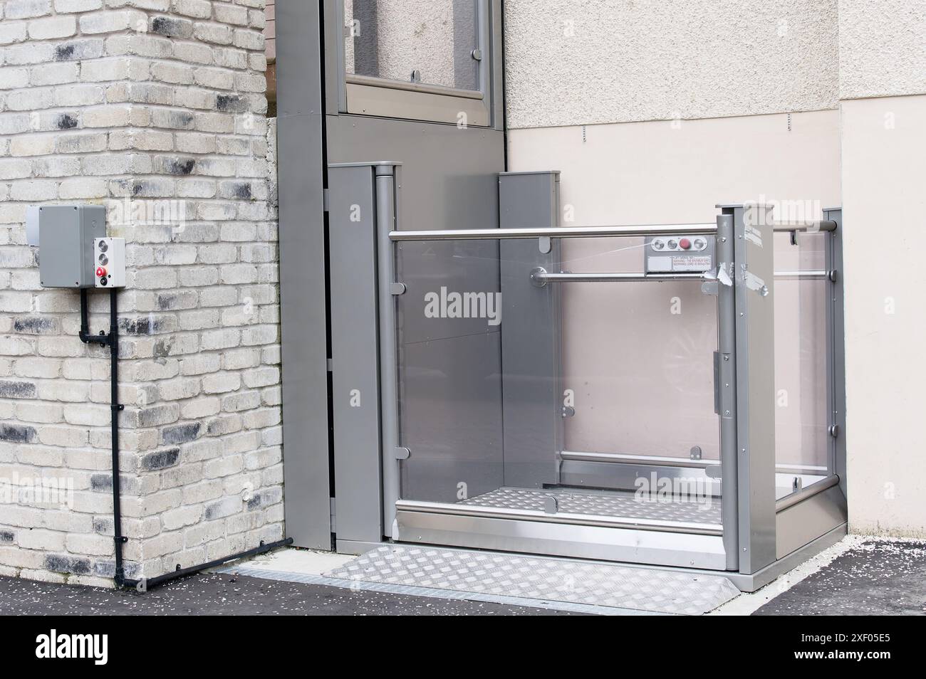 Lift access for disabled and elderly people Stock Photo - Alamy