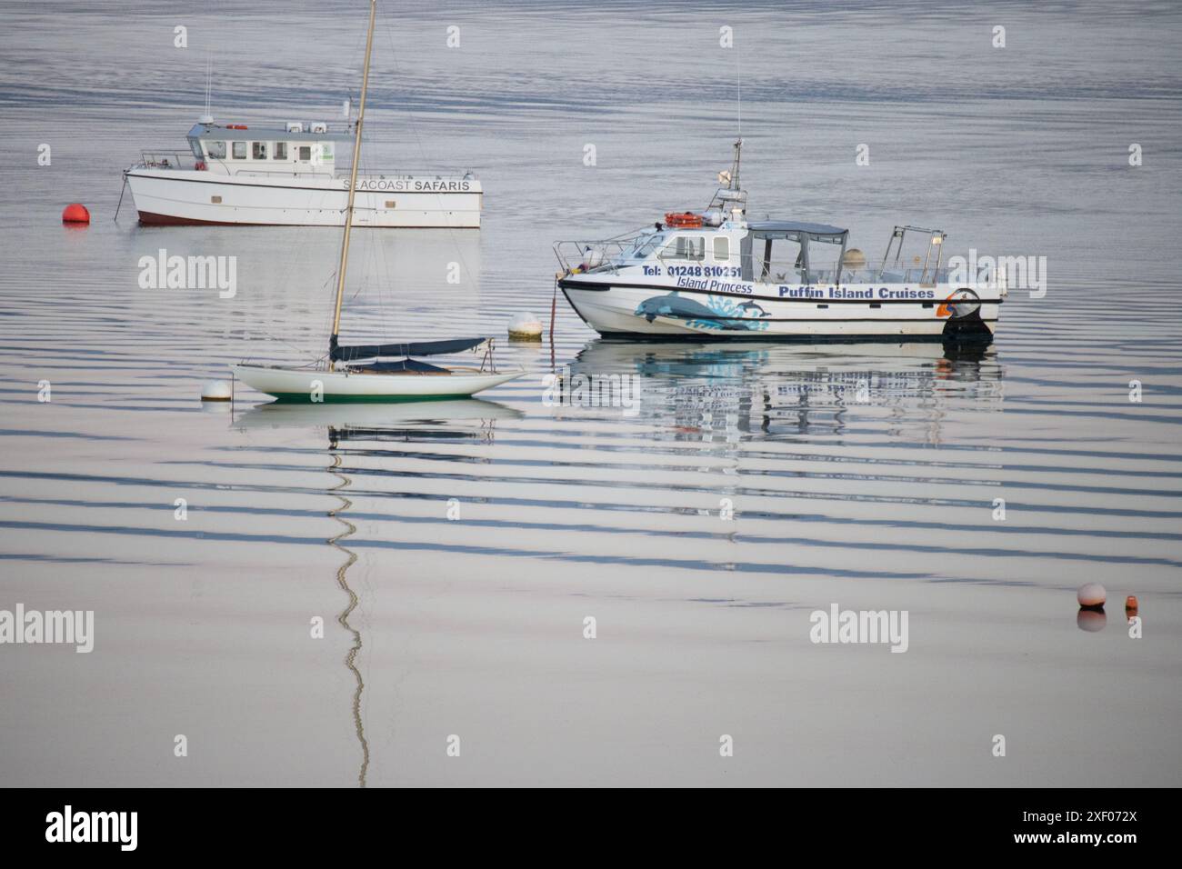 Anglesey boats hi-res stock photography and images - Alamy