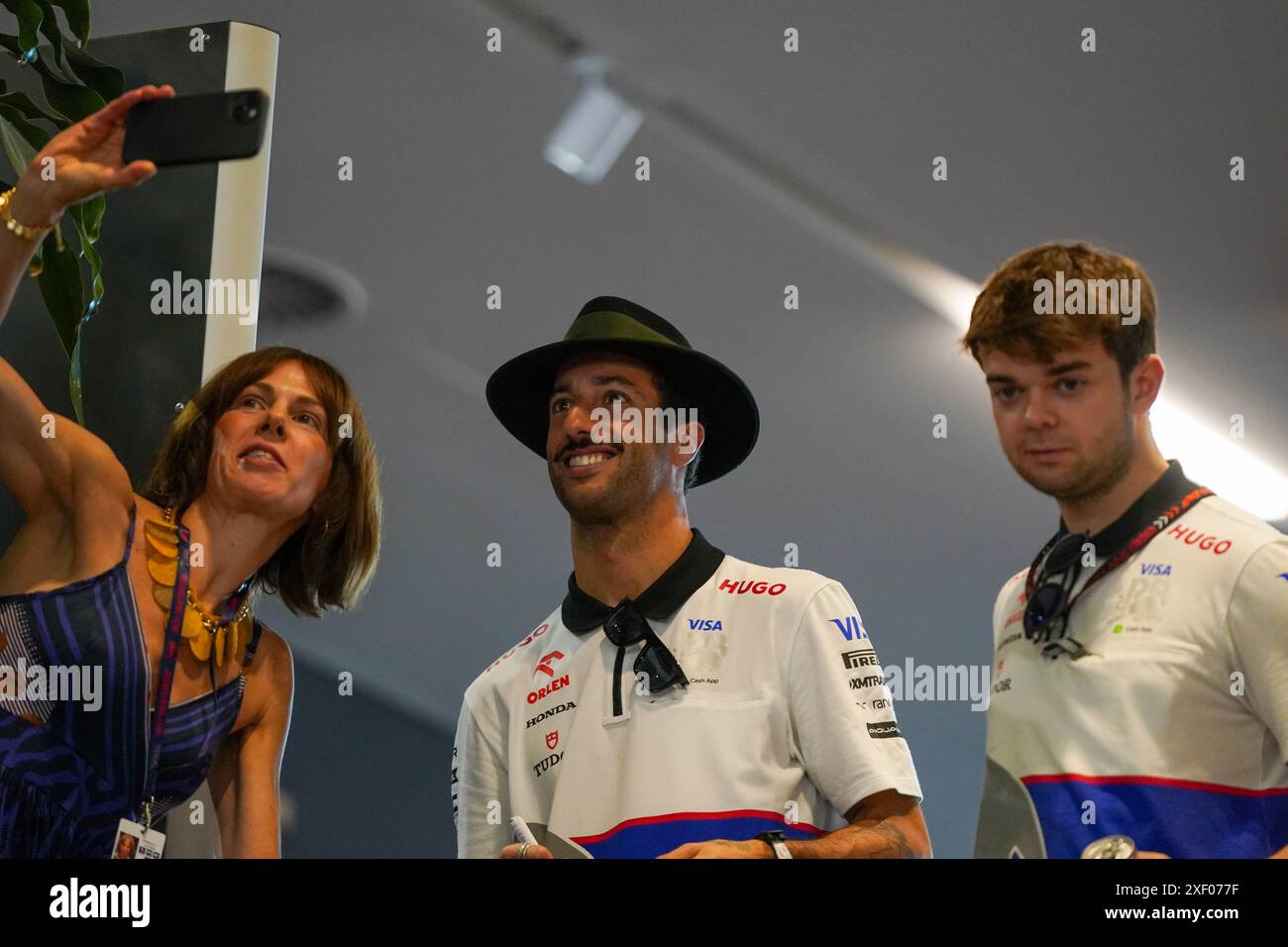 Daniel Ricciardo (AUS) - Visa Cash App RB F1 Team - RB VCARB01 - Honda ...