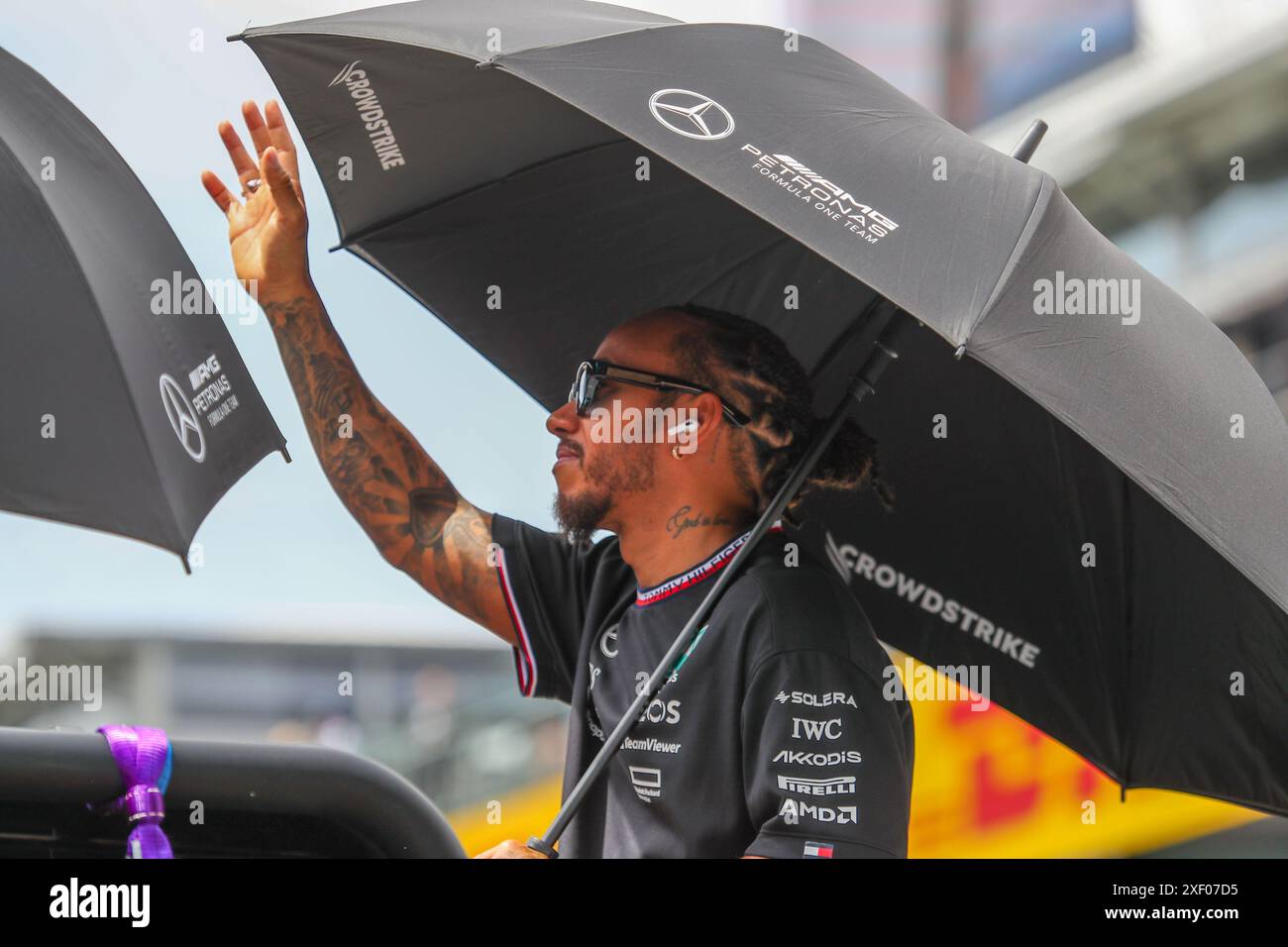 Lewis Hamilton (GBR) - Mercedes-AMG PETRONAS F1 Team - Mercedes W15 ...