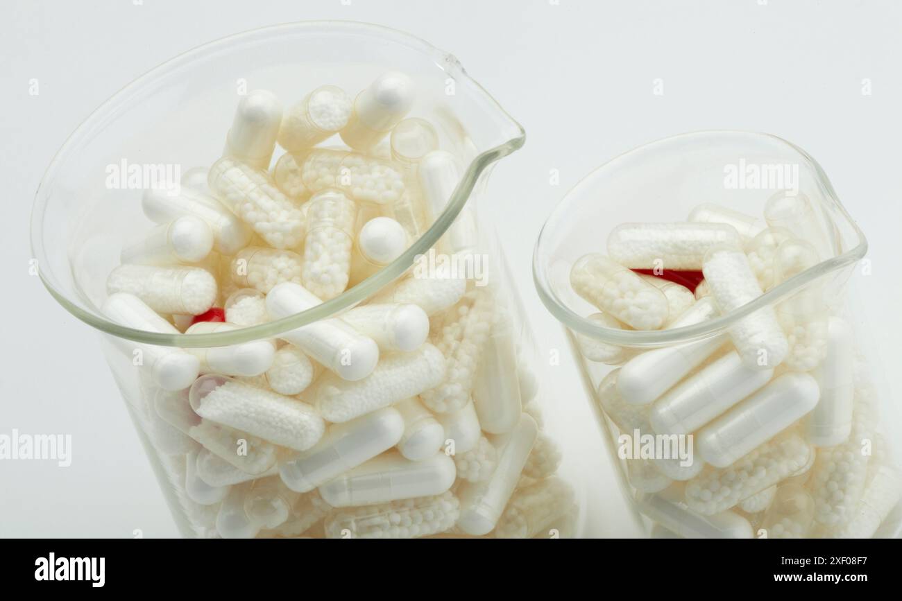 Sample beakers samples hi-res stock photography and images - Alamy
