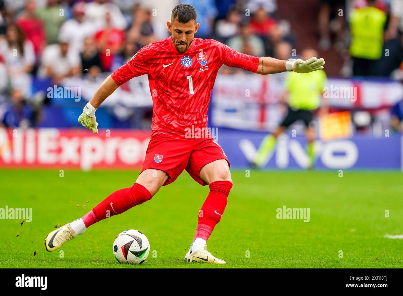 GELSENKIRCHEN, GERMANY - JUNE 30: goalkeeper Martin Dúbravka of ...