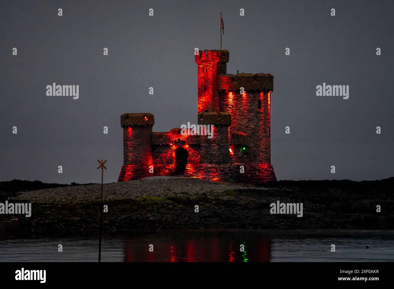 Douglas Bay and the illuminated Tower of Refuge at night, Isle of Man ...