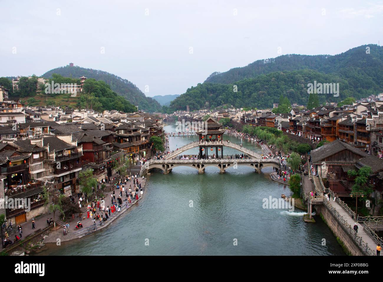 Hongqiao bridge hi-res stock photography and images - Alamy