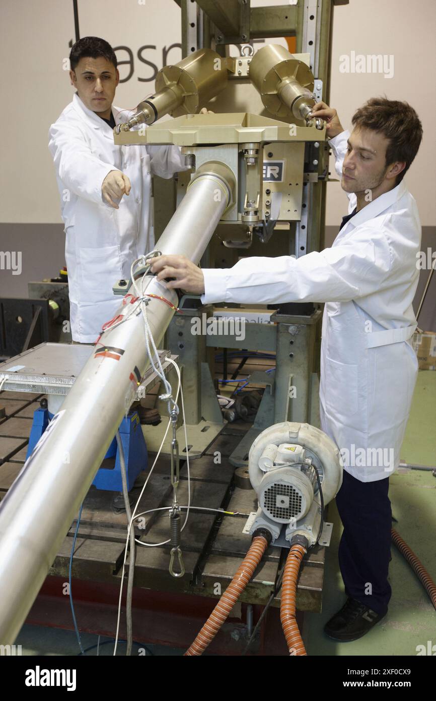 Multi-axial fatigue test platform, Department of Mechanical assays ...