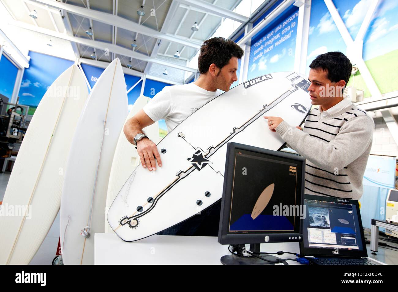 Developing the world´s first surfboard with integrated technology to ...