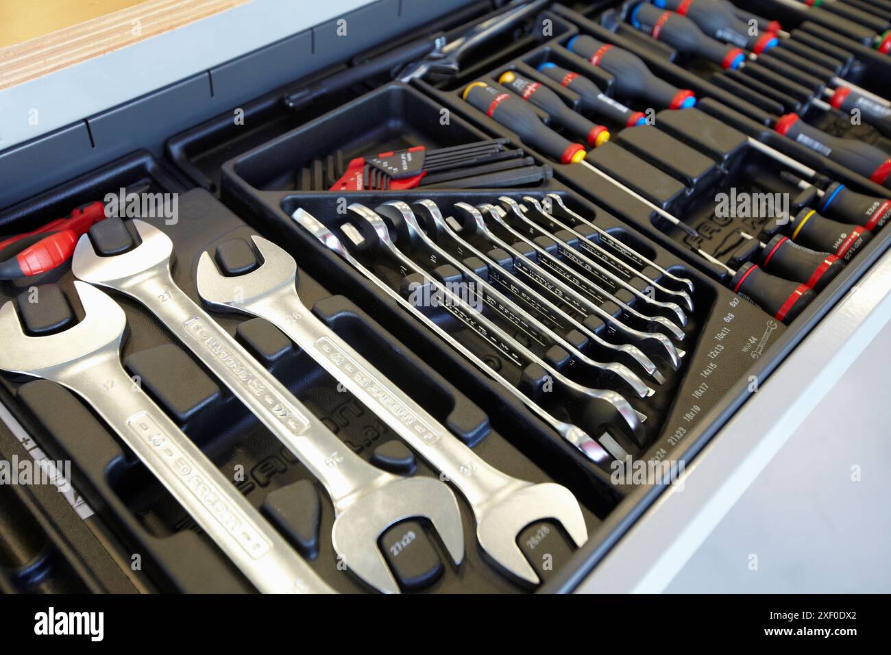 Car repair shop, tools Stock Photo - Alamy