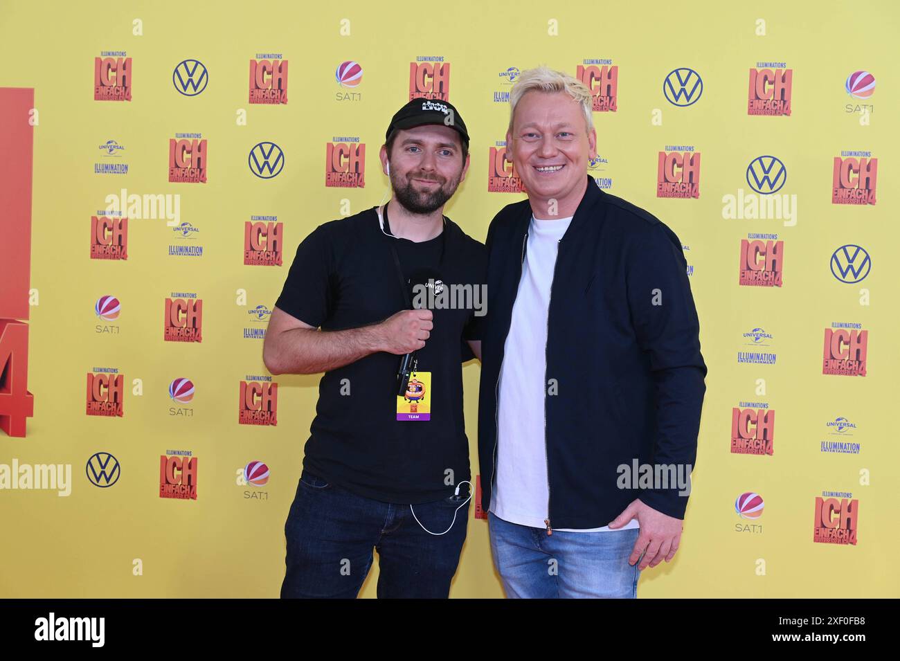 Film permiere hi-res stock photography and images - Alamy