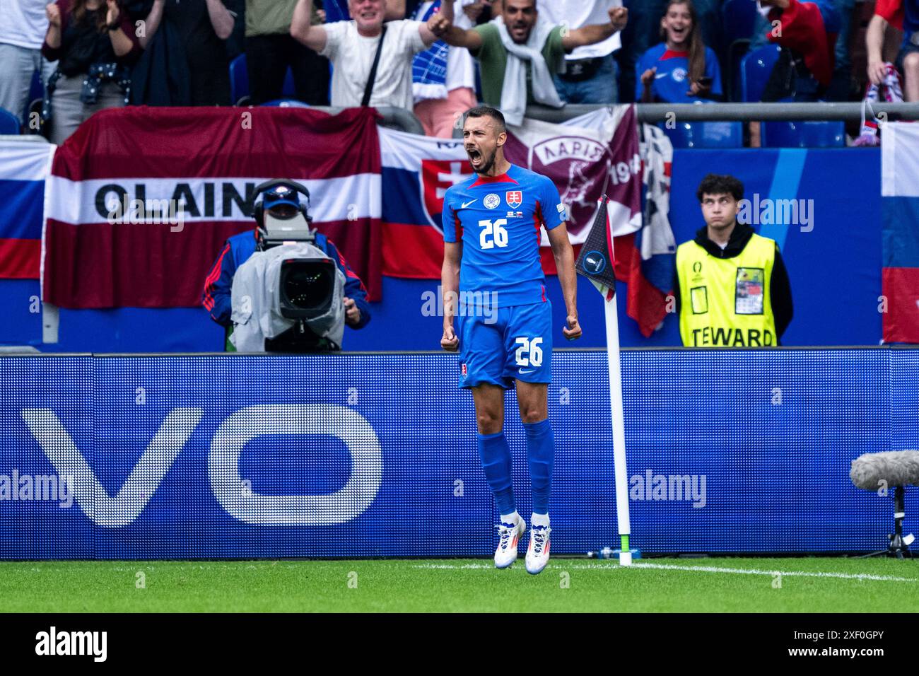 Ivan Schranz (Slowakei, #26) jubelt ueber das Tor zum 0:1, GER, England ...