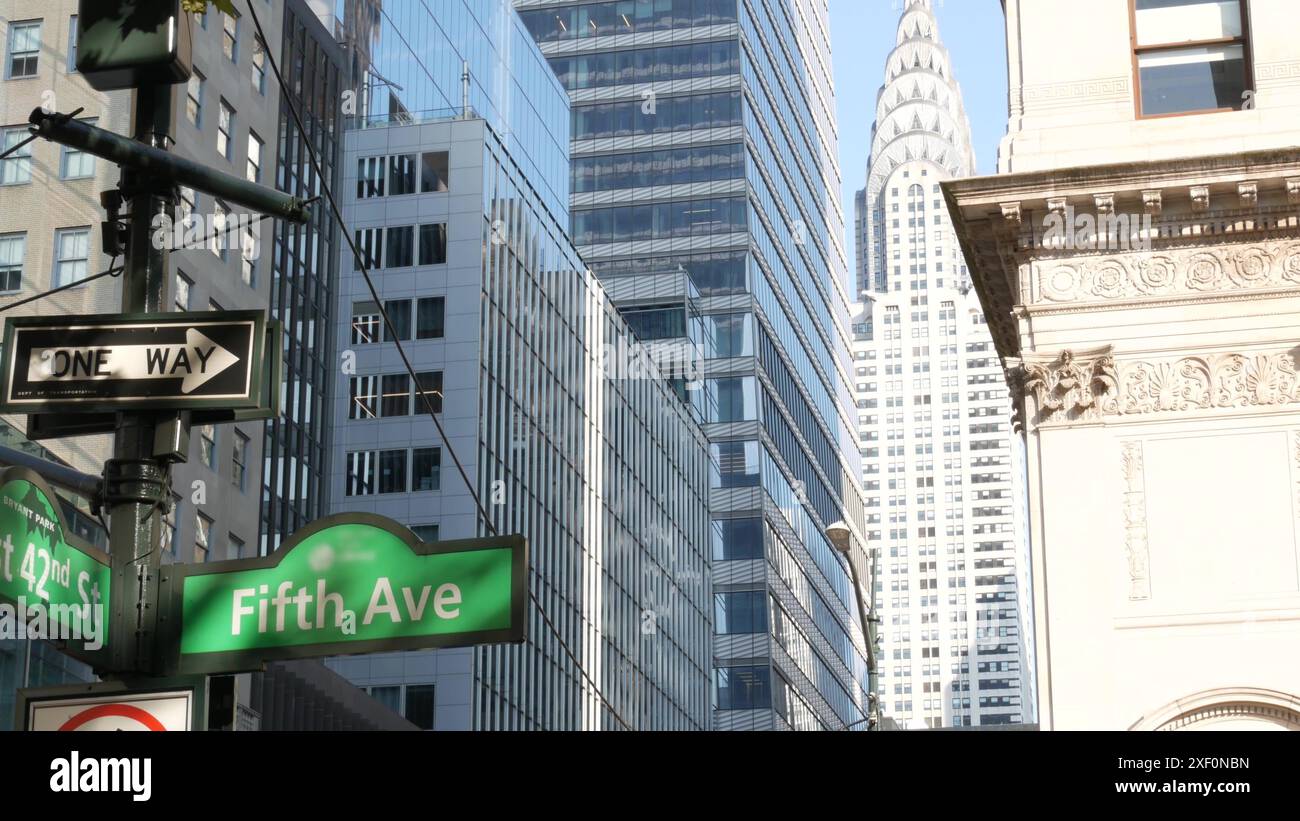 Fifth avenue, 5 ave road sign, Manhattan midtown highrise skyscraper ...
