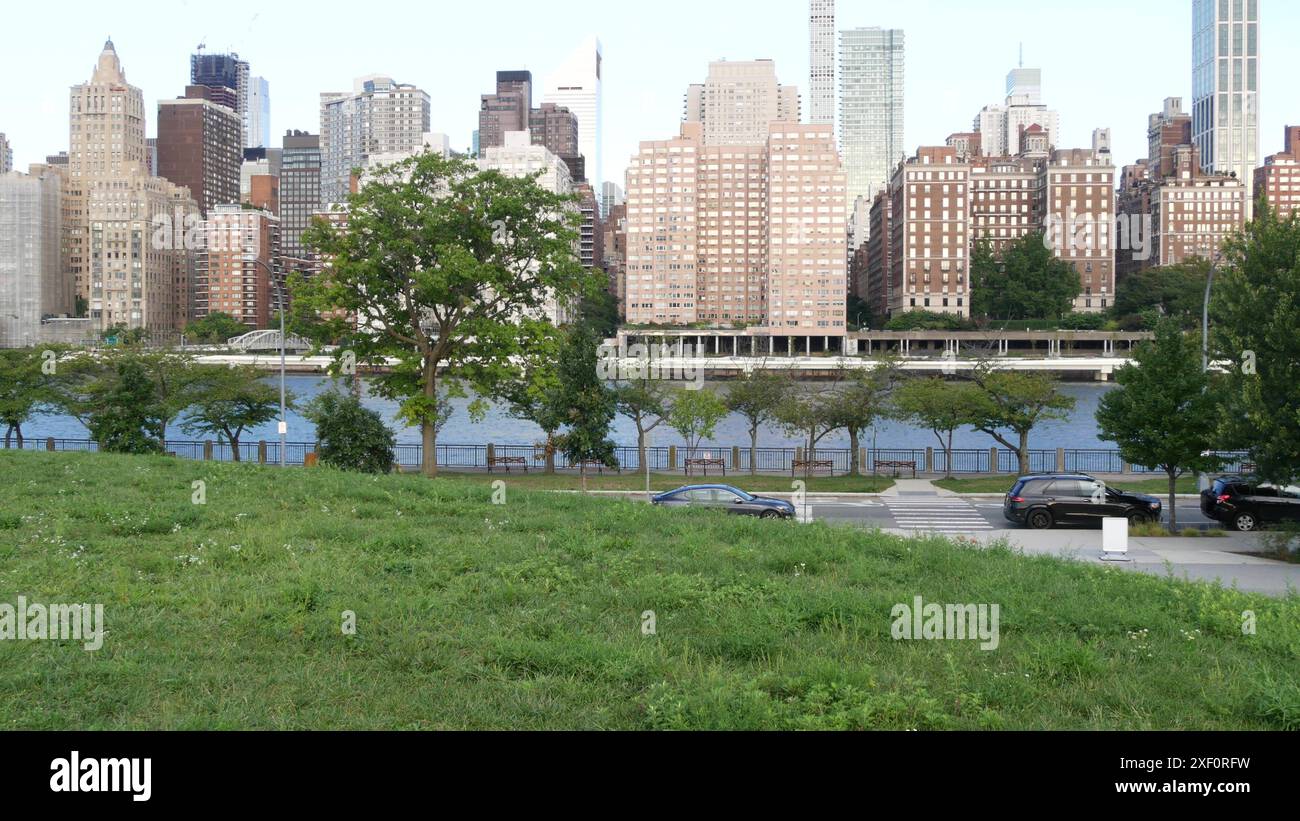 New York City waterfront skyline, Manhattan Midtown buildings ...