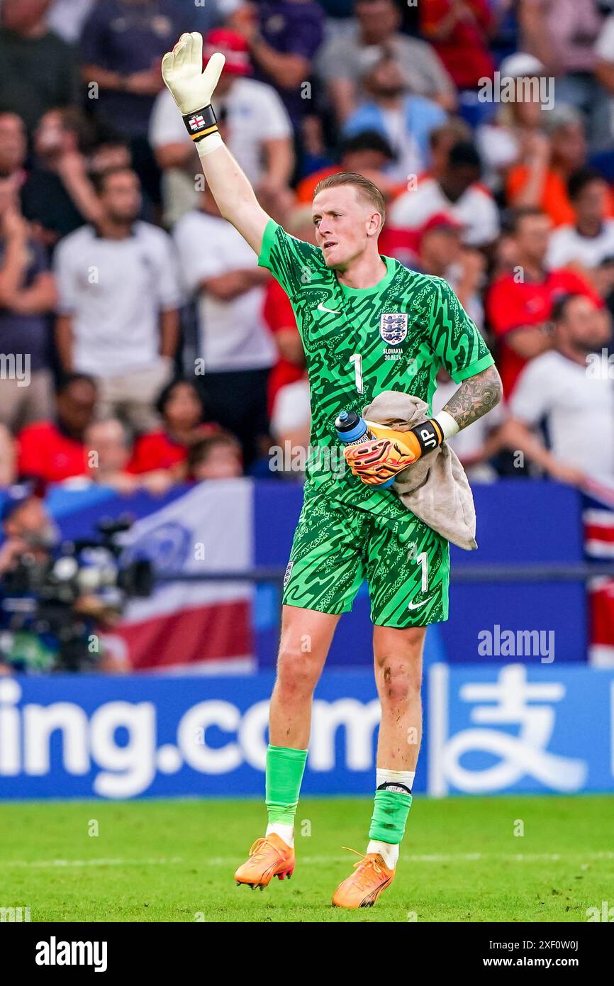GELSENKIRCHEN, GERMANY - JUNE 30: goalkeeper Jordan Pickford of England ...