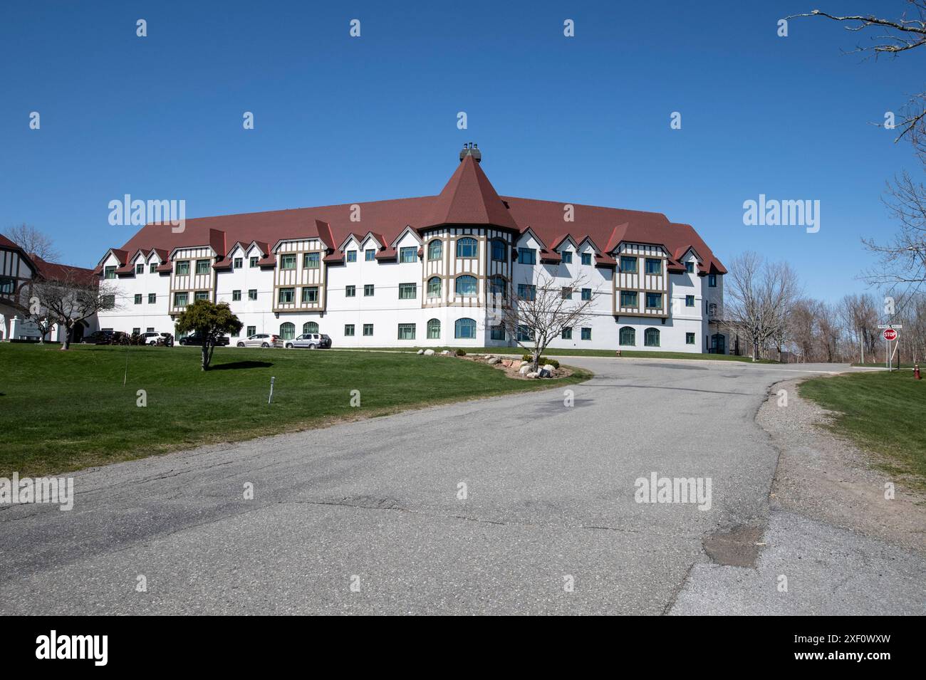 The historic Algonquin Resort in St. Andrews, New Brunswick, Canada ...